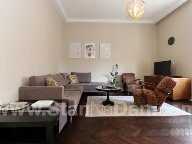 SALON 19 - Centar, - Centar, Krunska