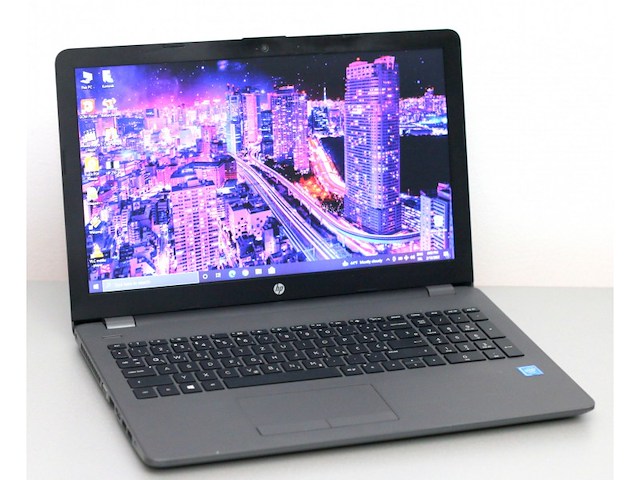 HP 250 G6 Intel DualCore N3060 4GB 500GB perfektna bat