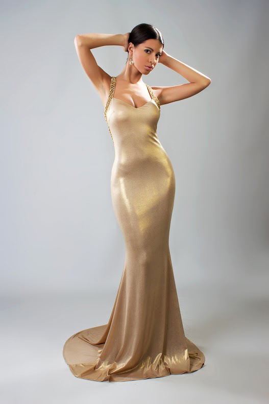 Dugačka ekskluzivna haljina zlatne boje 2015/05