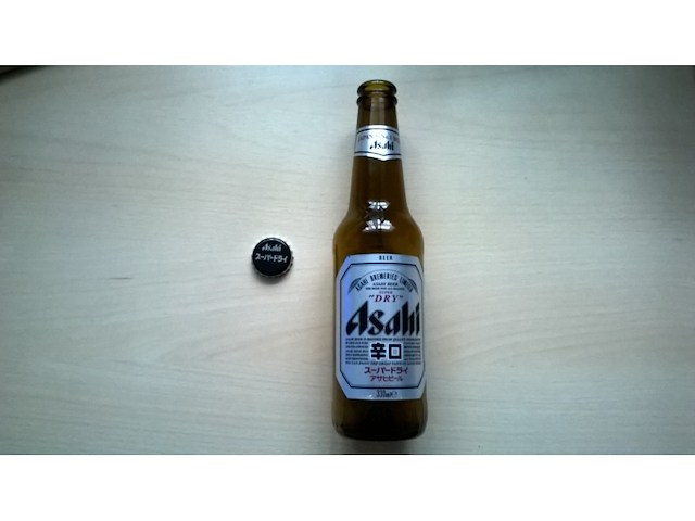 Prazna flaša ASAHI  piva 330ml sa čepom