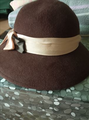Elegantan šešir