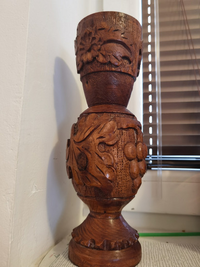 drvena vaza stara