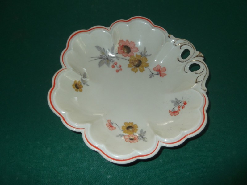 Altwien porcelan cinija