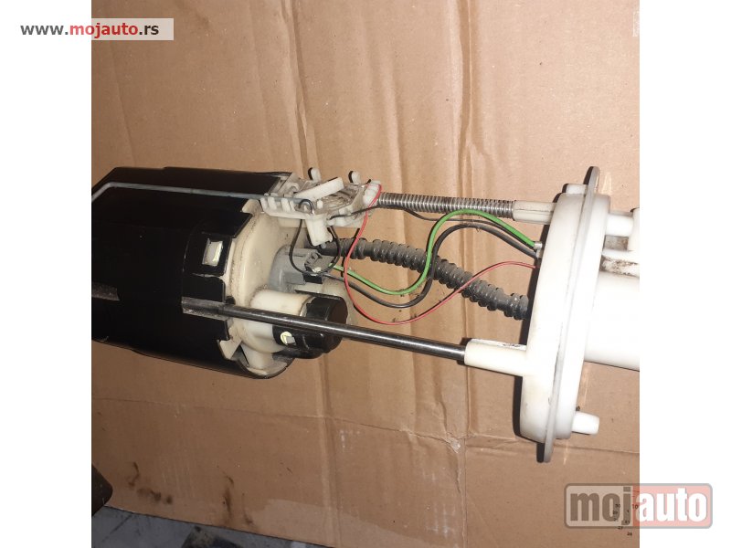 Fiat doblo pumpa za benzin