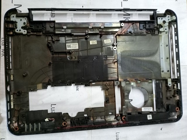 Dell INSPIRON 15 3521 8275 Donji deo kucista