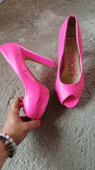 pink cipele