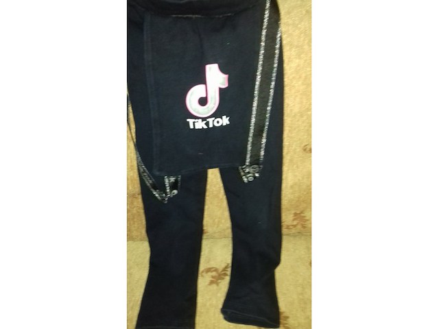 Dva para helanki i pantalone sa tregerima tik tok -4-5g