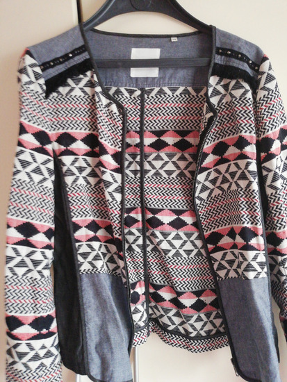 Sako-jaknica za prolece