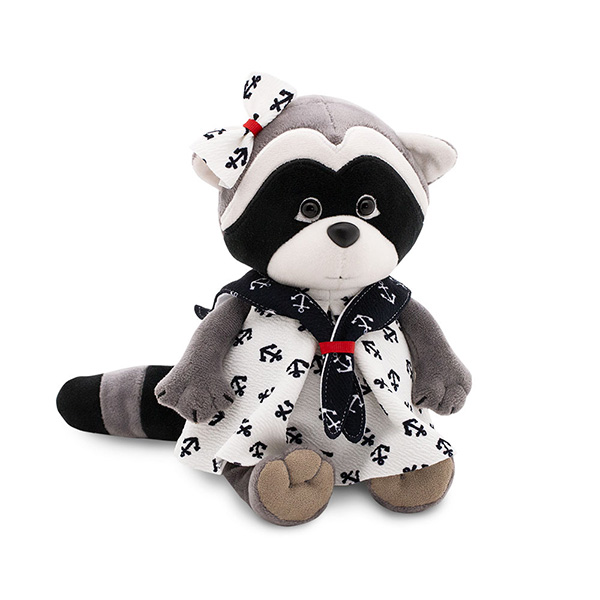 OS003-104/20
Daisy The Raccoon: Sailor-Girl 20