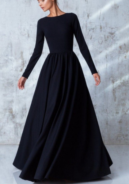 Crna dugacka haljina sa naborima