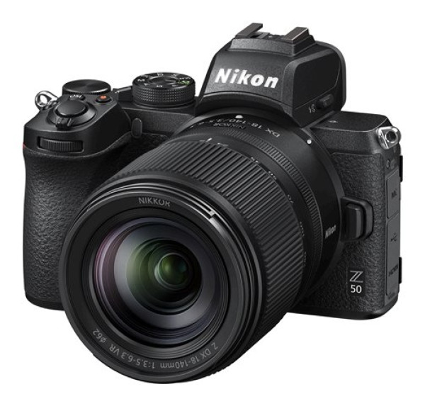 NIKON Z50 set 18-140mm f/3.5-6.3 VR