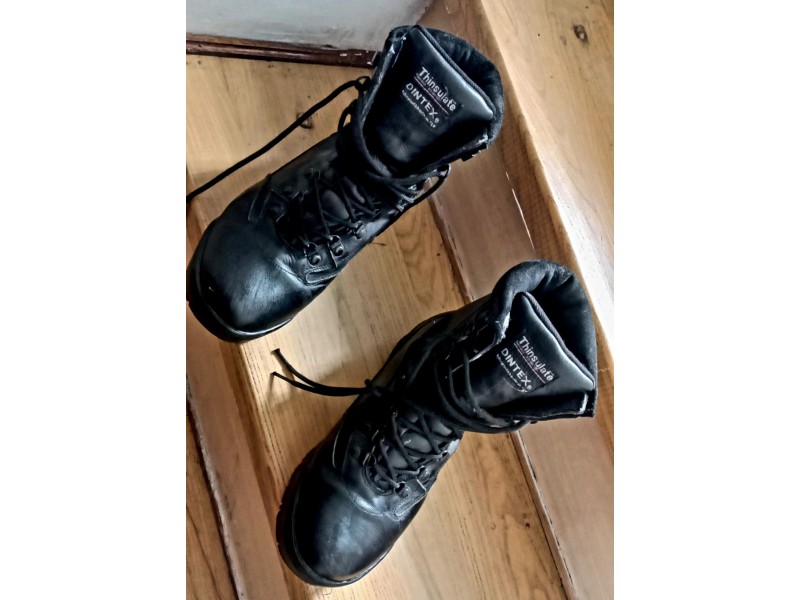 Crne vojnicke cizme vel. 10 ili 43