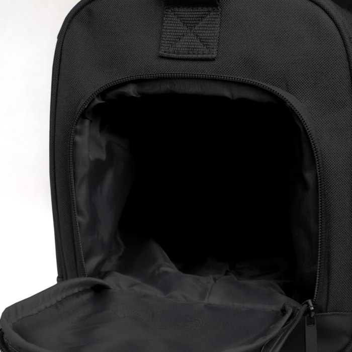 Duffle All Black спортска торба - GymBeam