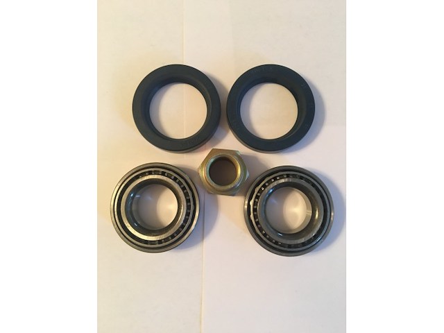 Set lezaja zadnjeg tocka Fica z750