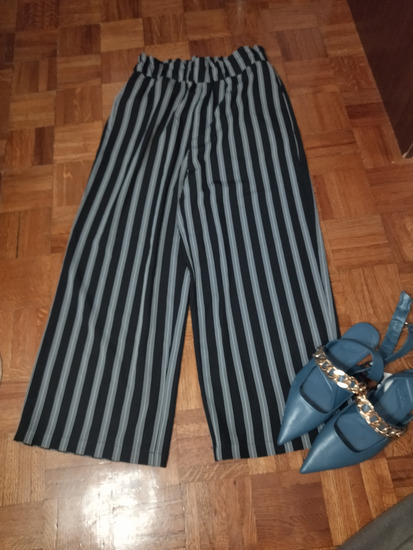 Zara pantalone%%%