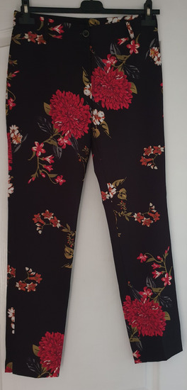 Cvetne pantalone S NOVO