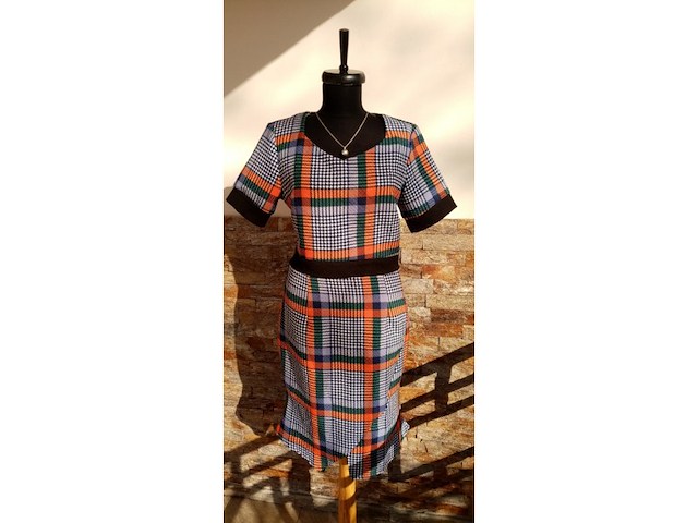 `COLLECTION LONDON` ELEGANTNA KARO TARTAN DEZENA - NOVO