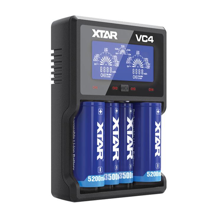 Univerzalni punjač akumulatora 1/4 sa displejom XTAR-VC4