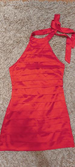 Satenska crvena haljina