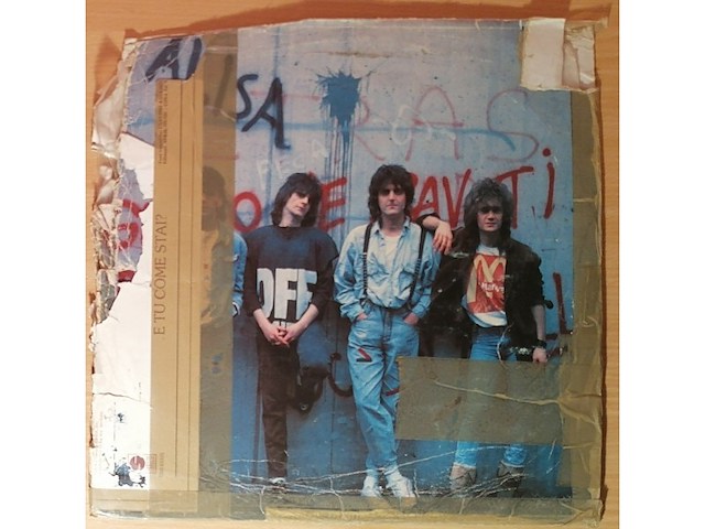 LP ALISA - Glupo je spavati dok svira Rock`n`Roll (`89)