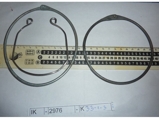 Šelna, tri komada za nešto.	IK	-	2976	-	K33-1-3