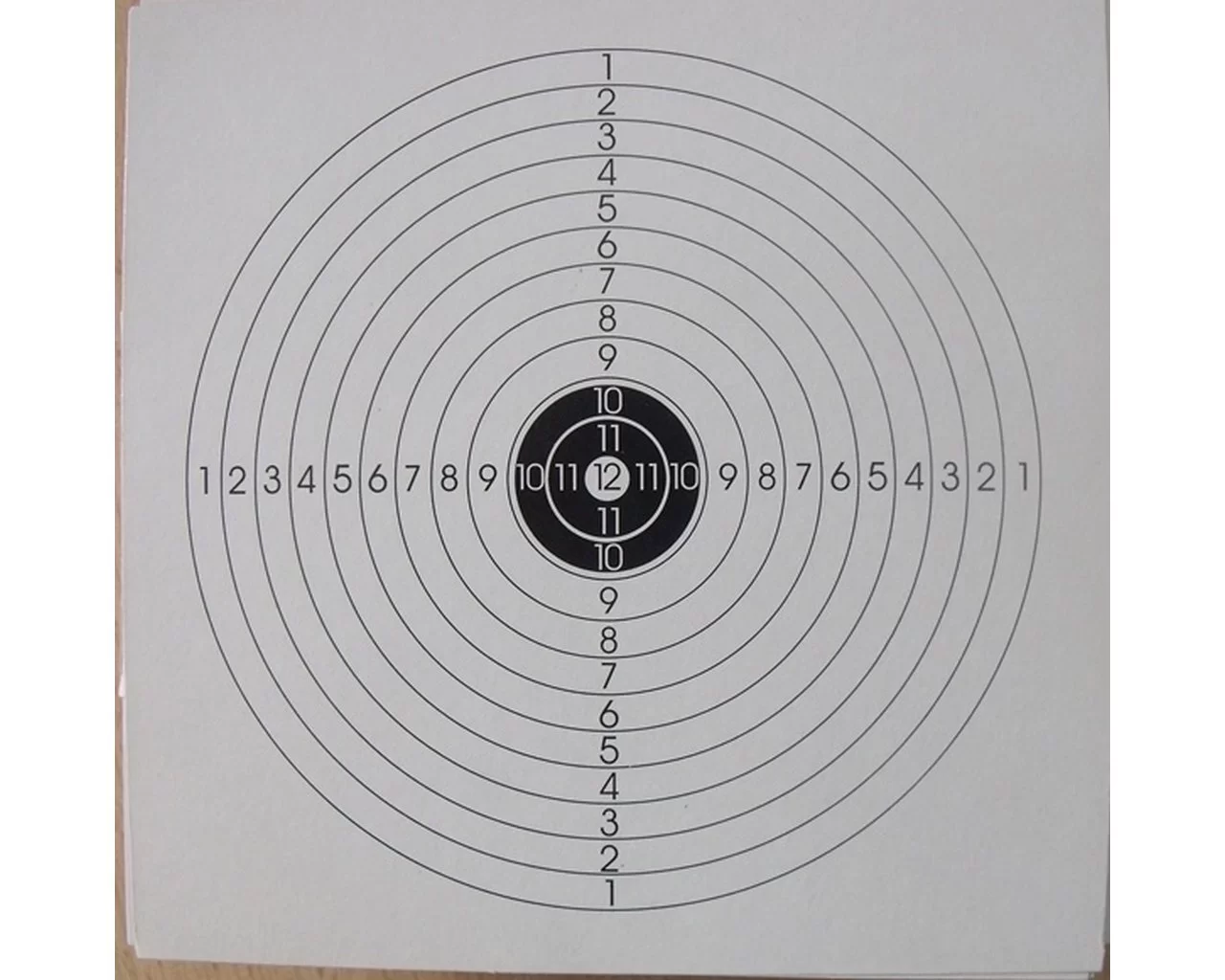 PAPIRNA META 17×17