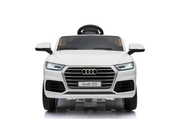 AUTO NA AKUMULATOR AUDI Q5 2025 LICENCIRANI MODEL – BELI