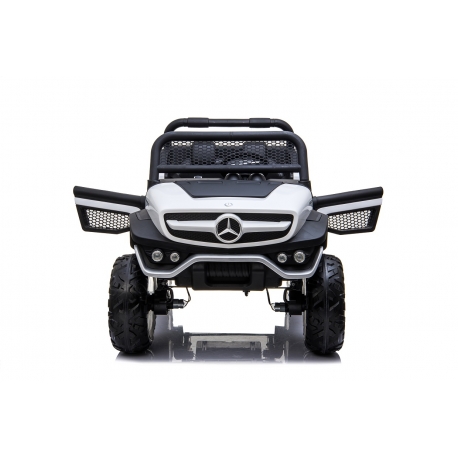 AUTO NA AKUMULATOR MERCEDES UNIMOG 4X4 DVOSED BELI