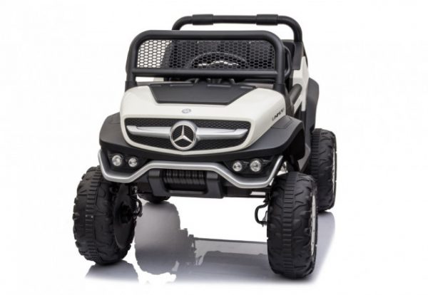 Mercedes Unimog – Licencirani