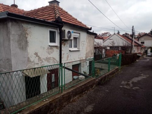 Prodaje se 1/4 kuće u Beogradu