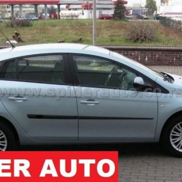 Zaštitne lajsne za vrata Fiat Bravo 5 vrata