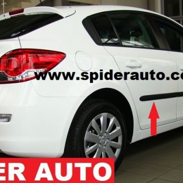 Zaštitne lajsne za vrata Chevrolet Cruze 2012- hečbek