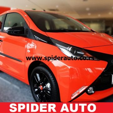 Zaštitne lajsne za vrata TOYOTA AYGO 5vrata 2014->