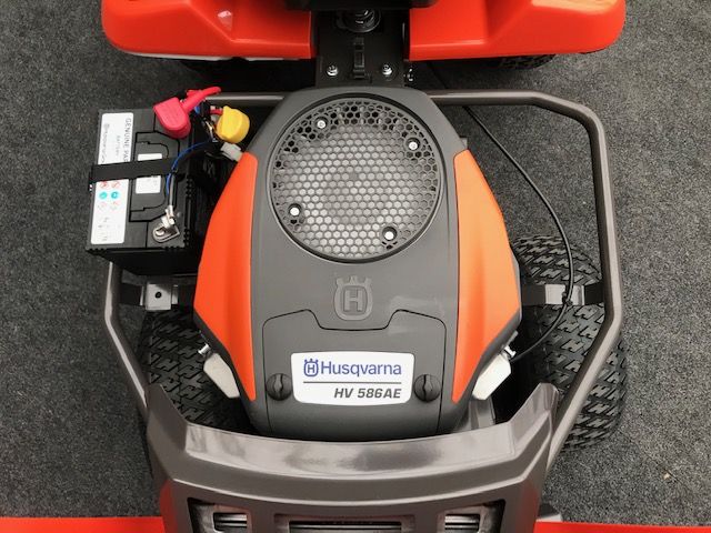 Husqvarna R 214TC