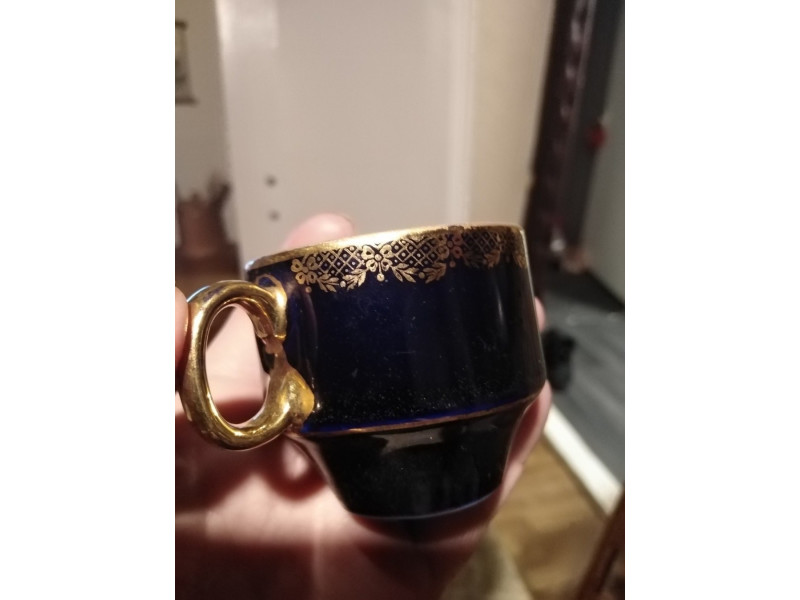 Šolja Titov Veles sa pozlatom Jugoporcelan