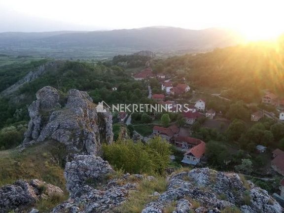 Prodaja zemljista-selo Vrmdza