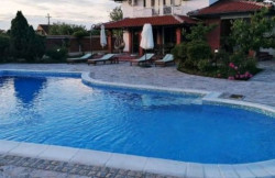 Prodajem Kuću, Vladimirci, €390.000