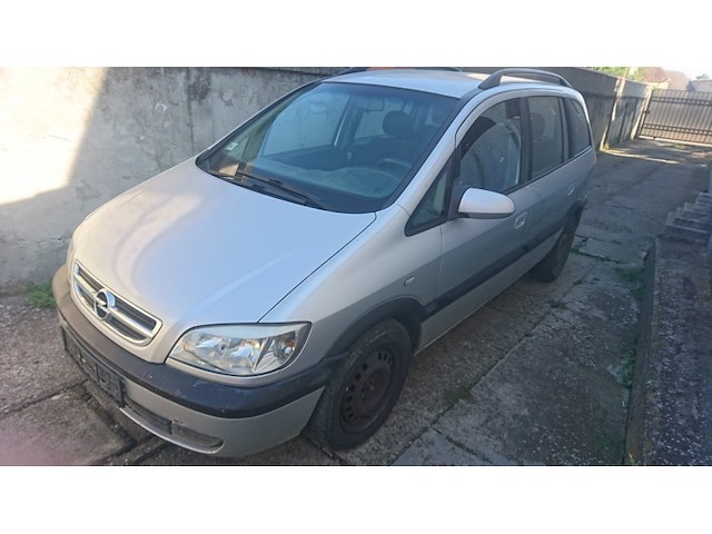 Opel Zafira A krilo levo siva Z157