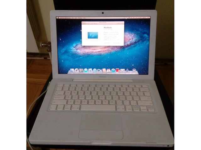 Laptop (78) MacBook A1181