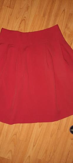 Crvena suknjica