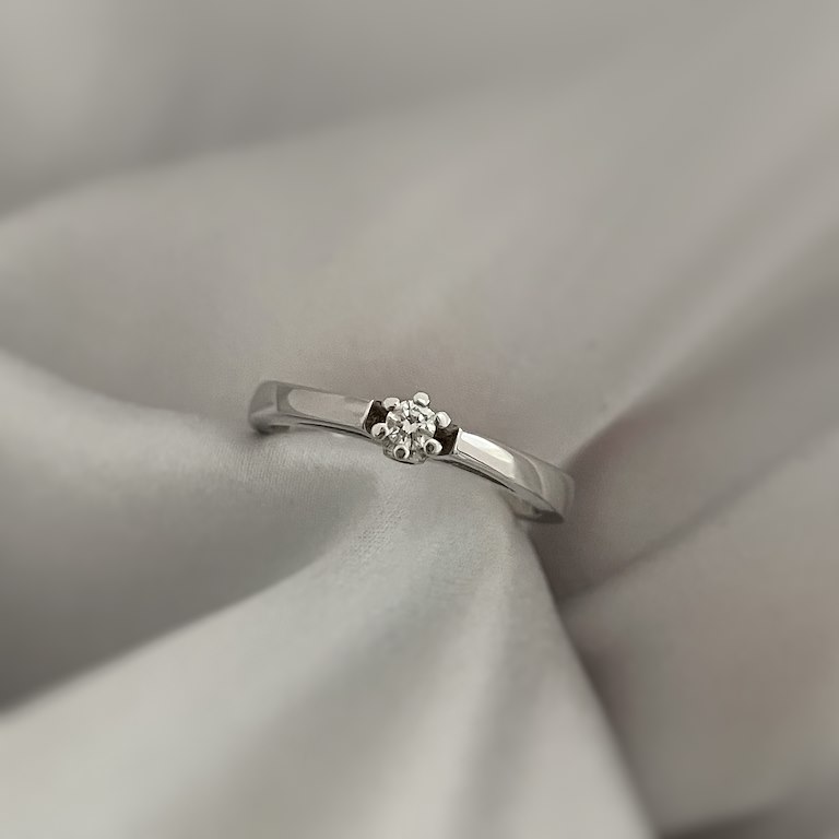 Verenički prsten, belo zlato i dijamant 0.06 ct Vs-Gh