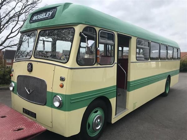 BEDFORD SB Duple prigradski autobus