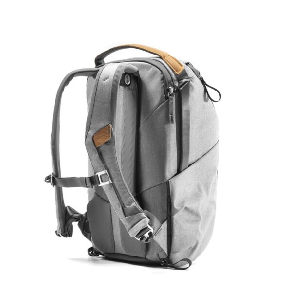 Peak Design Backpack
Everyday 20L v2