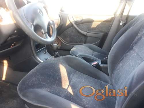 Razni polovni delovi za Citroen Xsaru 1,4 benzin 1999 godište!