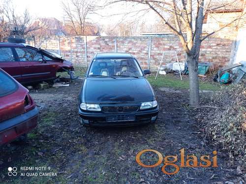 Astra F 1,6 benzin 8v razni delovi