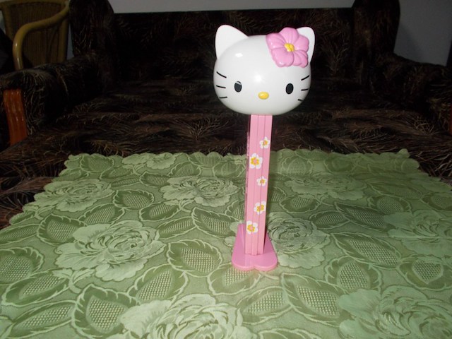 Hello Kitty - veliki PEZ dispenzer visine oko 30 cm