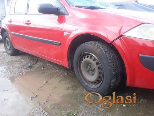 Razni delovi za Megane 1,6 benzin 16v 2006 godište restajling!