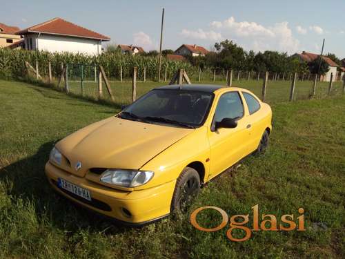 Prodajem delove za Megane 1 1,6 benzin Coupe 1998 godište!