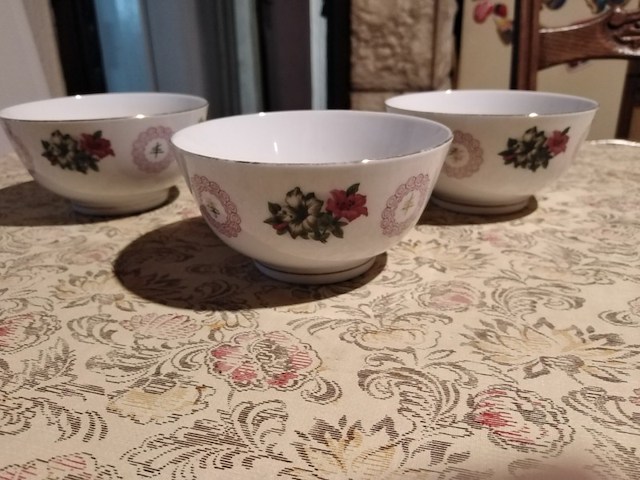 Činije kineski porcelan