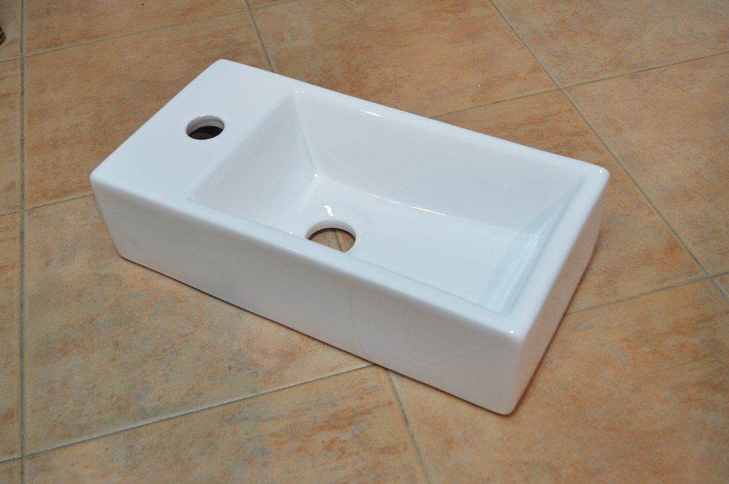 Umetnicki lavabo Minotti picolo